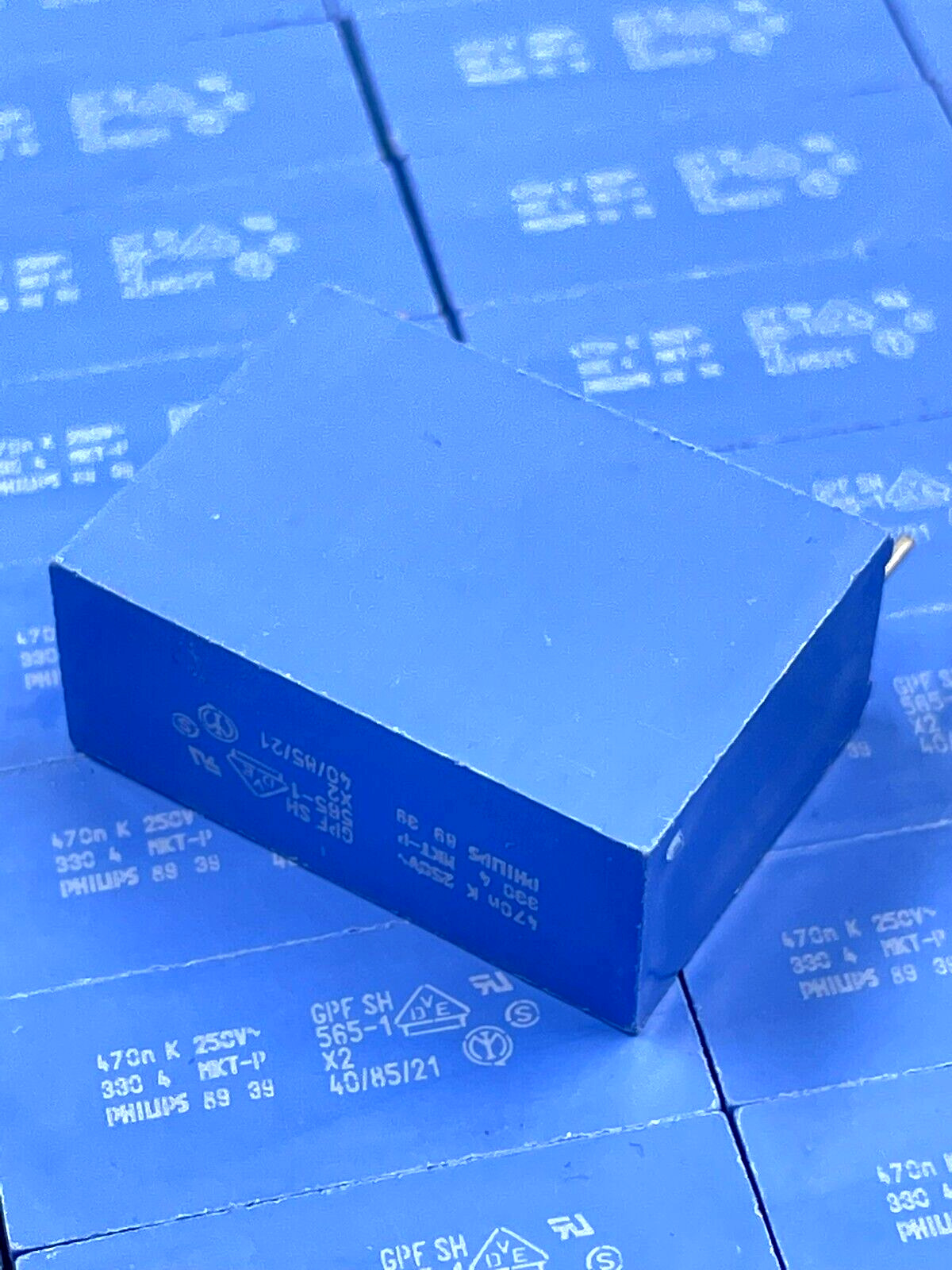 100 PCS - Philips 330-4 MKT-P 47uF 250V Paper Film Capacitor 48/85/21 ...